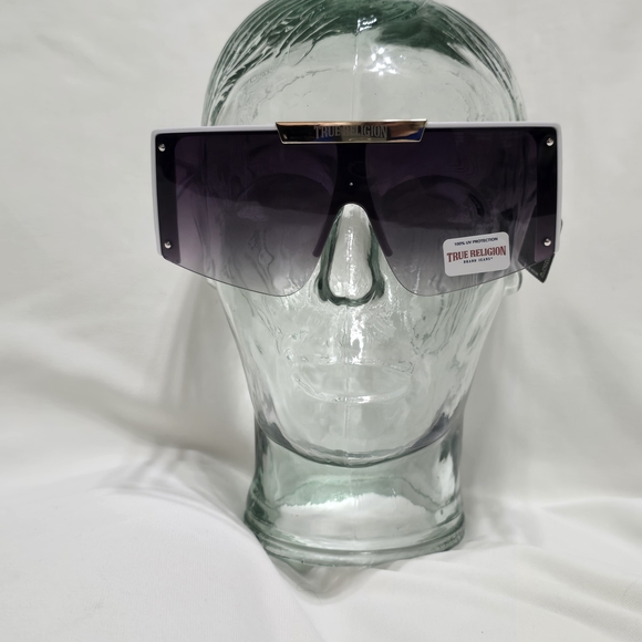 True Religion | Accessories | Nwt True Religion Womens Logo Sunglasses ...